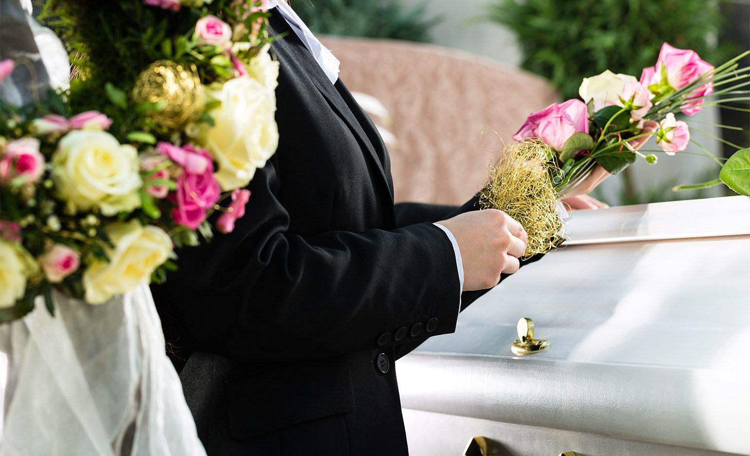 Humanist funerals in the UK: what they are and how they work.